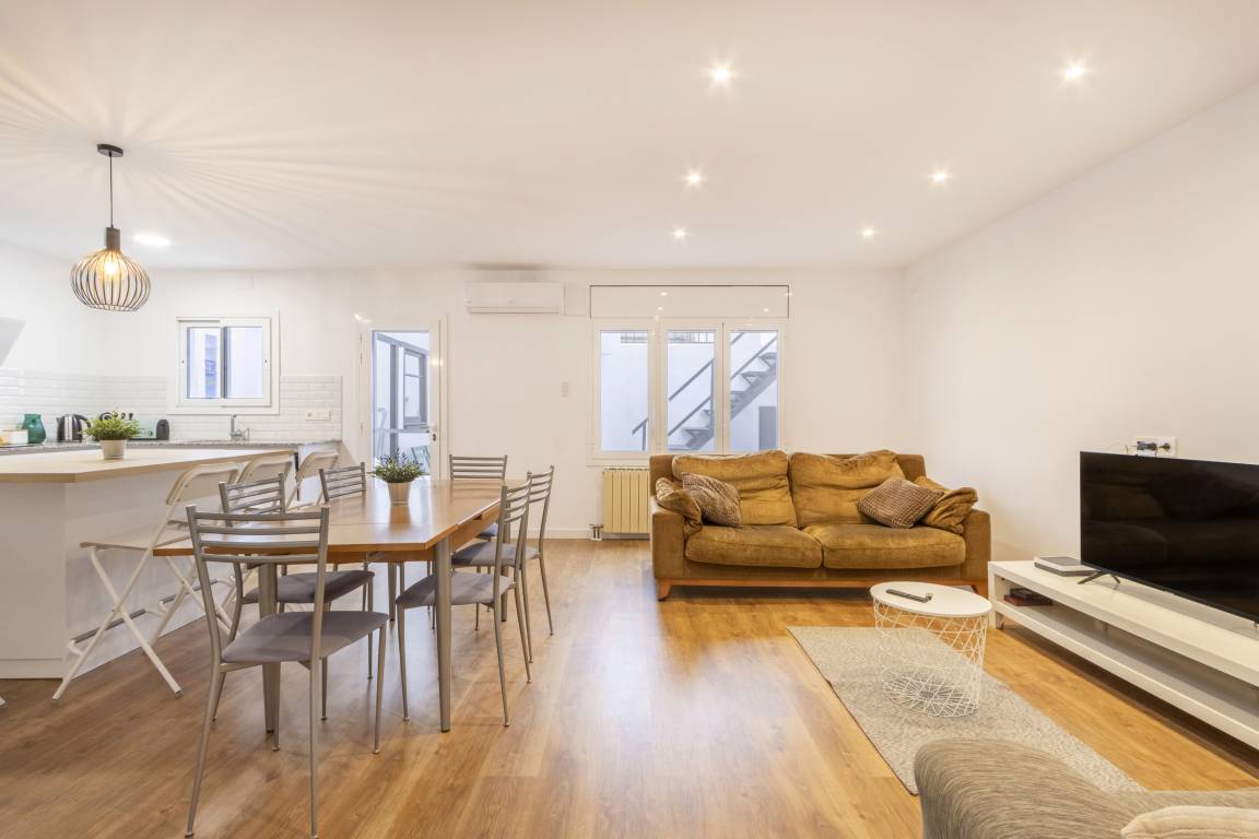 90 M² Ferienhaus ∙ 3 Schlafzimmer ∙ 6 Gäste - Almacelles