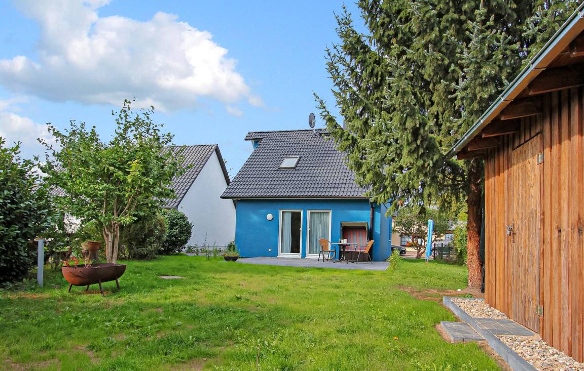 57 M² Ferienwohnung ∙ 1 Schlafzimmer ∙ 2 Gäste - Lassan