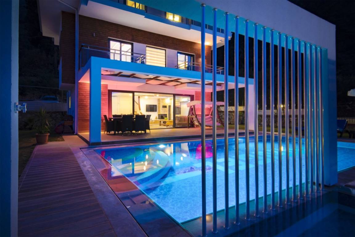 220 M² Villa ∙ 5 Bedrooms ∙ 10 Guests - Hisarönü