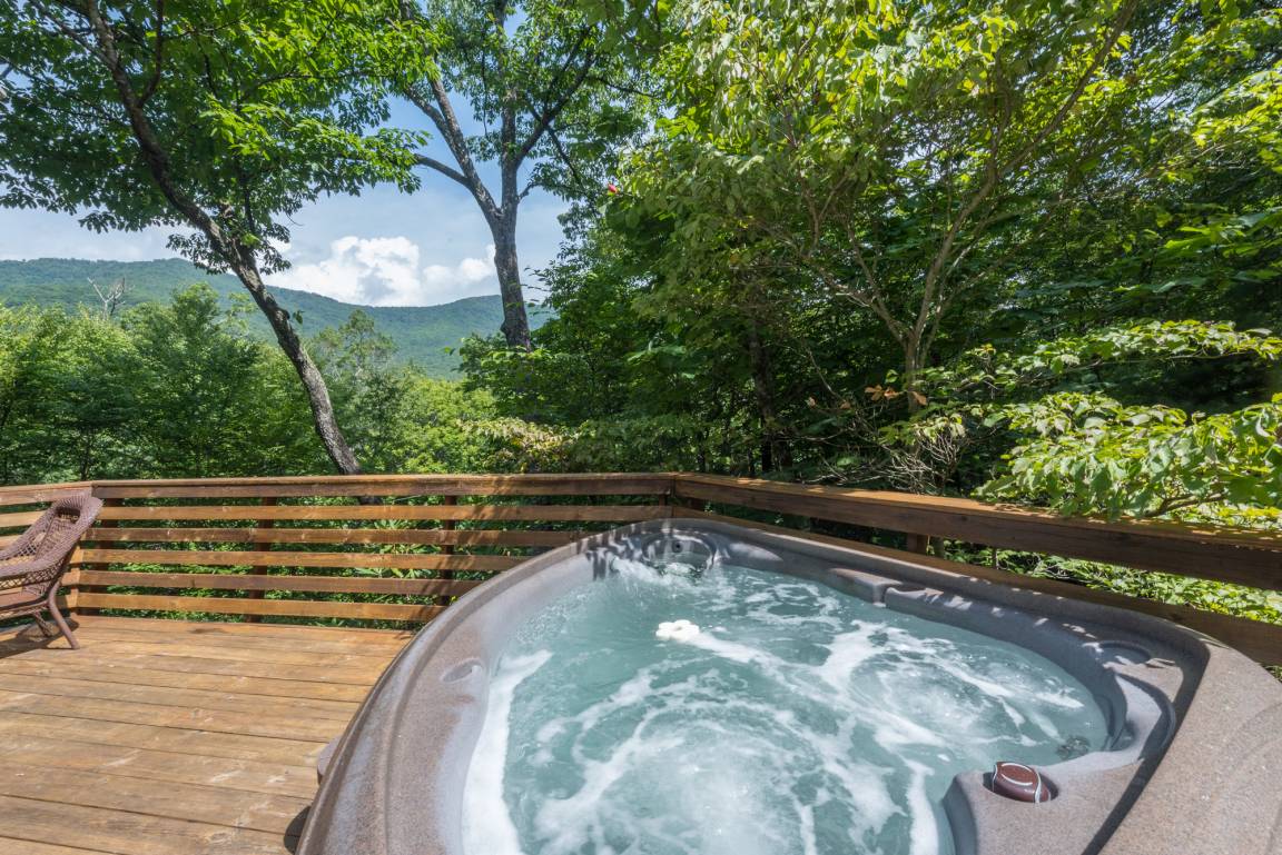 195 M² House ∙ 4 Bedrooms ∙ 8 Guests - Black Mountain, NC