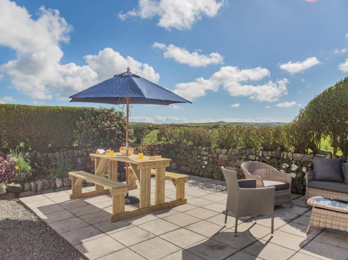 Cottage ∙ 4 Bedrooms ∙ 6 Guests - Llanbedrog