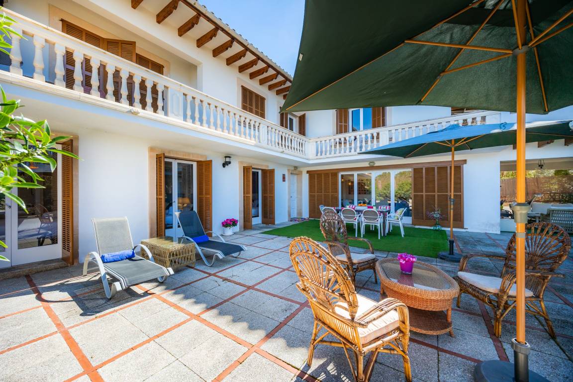 180 M² House ∙ 4 Bedrooms ∙ 8 Guests - Palma de Mallorca Airport (PMI)