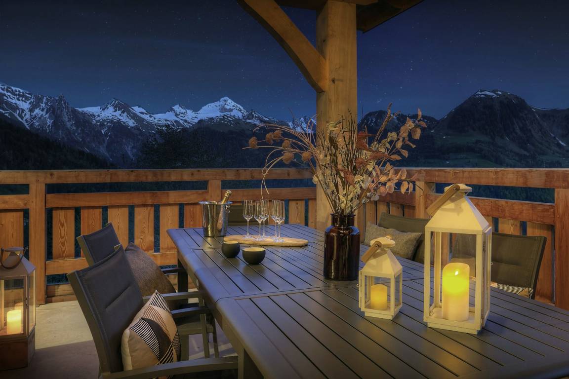 180 M² Chalet ∙ 5 Slaapkamers ∙ 11 Gasten - Ugine