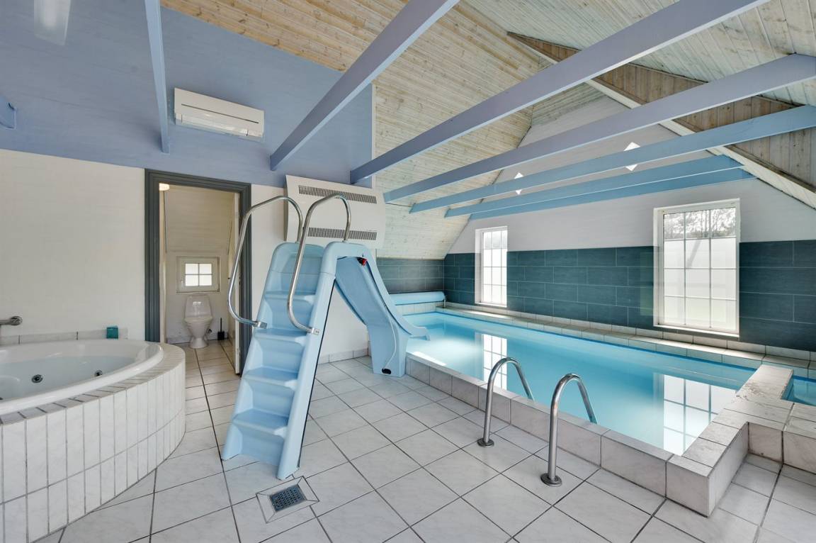 215 M² Ferienhaus ∙ 6 Schlafzimmer ∙ 12 Gäste - Ulfborg