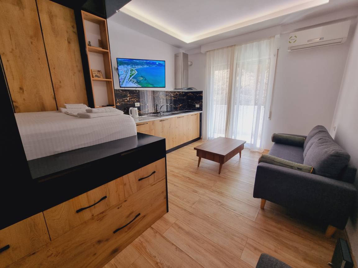 45 M² Studio Flat ∙ 1 Bedroom ∙ 3 Guests - Vlorë