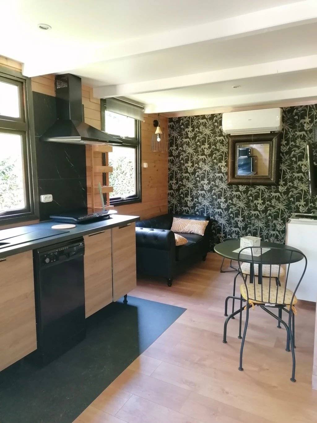 24 M² Chalet ∙ 1 Slaapkamer ∙ 2 Gasten - Saint-Rémy-de-Provence