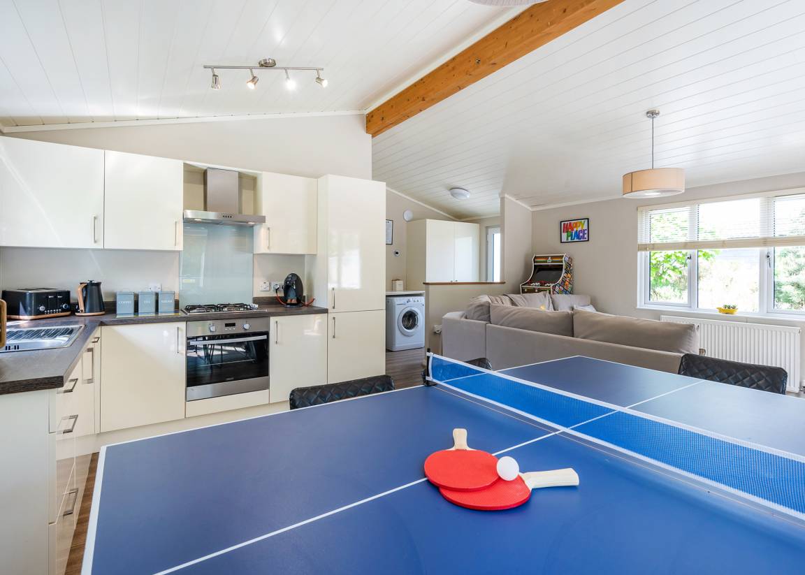 Chalet ∙ 3 Bedrooms ∙ 6 Guests - Beverley