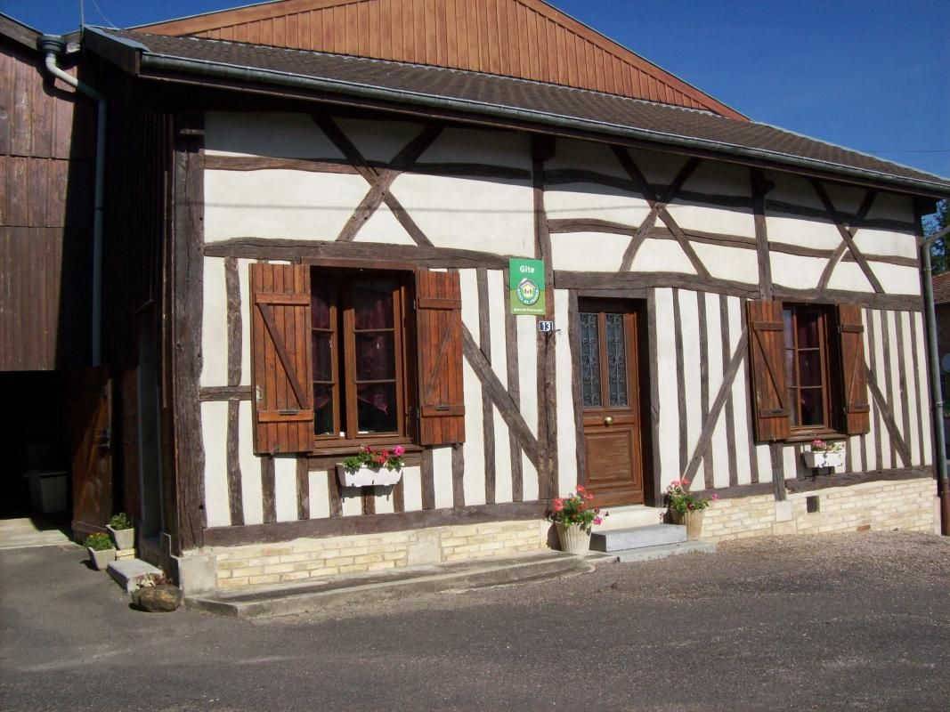 80 M² Gîte ∙ 2 Schlafzimmer ∙ 6 Gäste - Sainte-Menehould