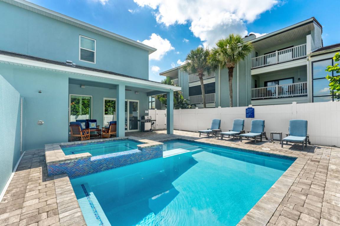 279 M² House ∙ 4 Bedrooms ∙ 8 Guests - Melbourne Beach, FL