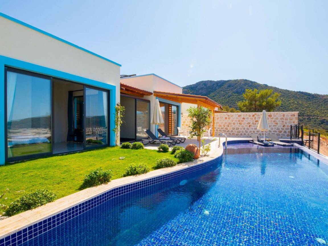 95 M² House ∙ 2 Bedrooms ∙ 4 Guests - Kalkan