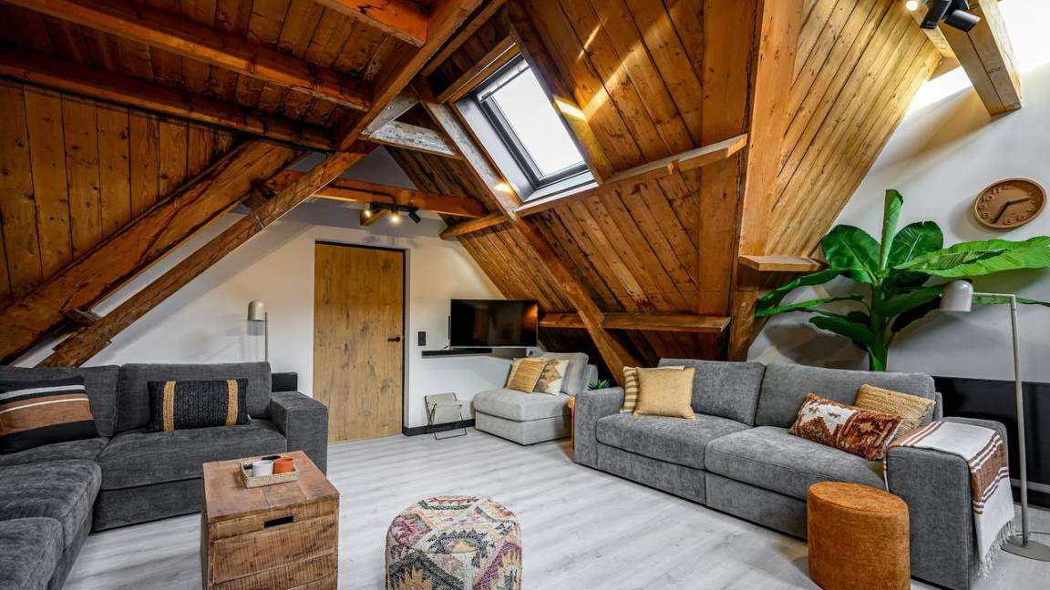 305 M² House ∙ 4 Bedrooms ∙ 10 Guests - Julianadorp