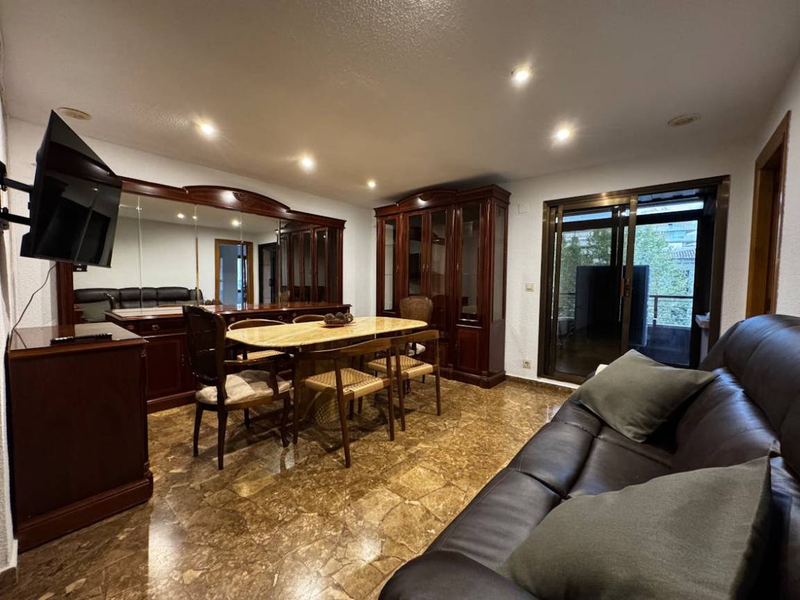85 M² Apartamento ∙ 2 Habitaciones ∙ 4 Huéspedes - El Saler
