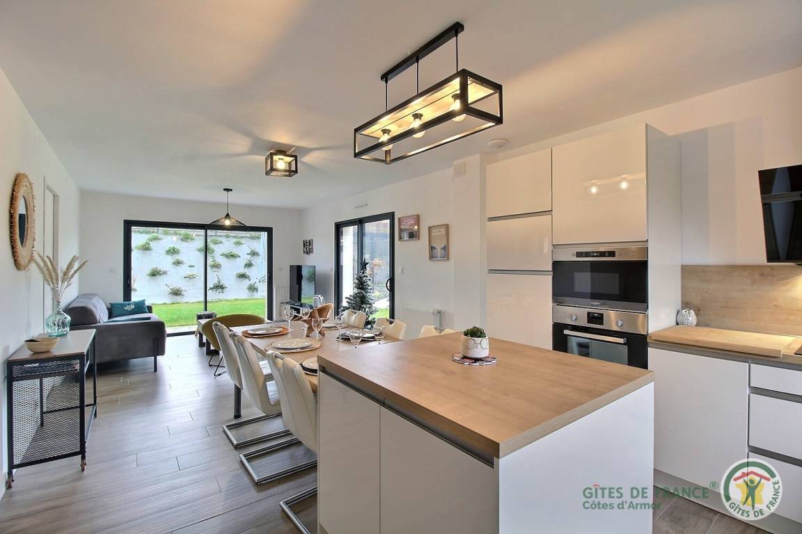 82 M² Gîte ∙ 3 Chambres ∙ 6 Personnes - Pléneuf-Val-André