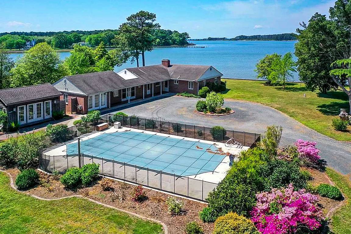 244 M² House ∙ 4 Bedrooms ∙ 12 Guests - Chesapeake Bay