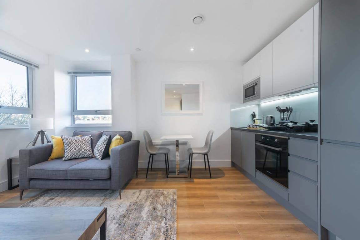 37 M² Apartment ∙ 2 Guests - West Sussex