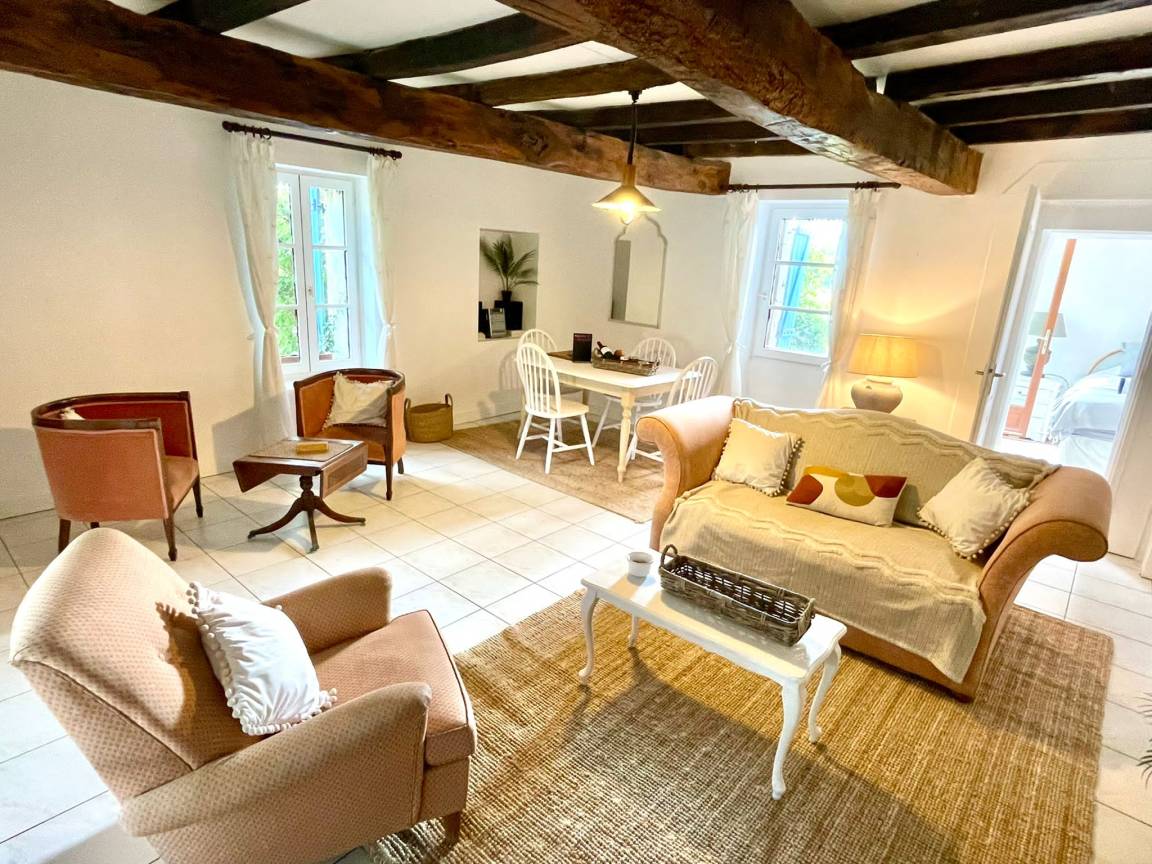 75 M² Cottage ∙ 1 Bedroom ∙ 4 Guests - Dordogne