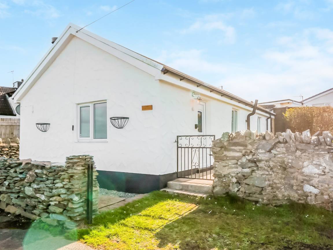 Cottage ∙ 2 Bedrooms ∙ 3 Guests - Holyhead