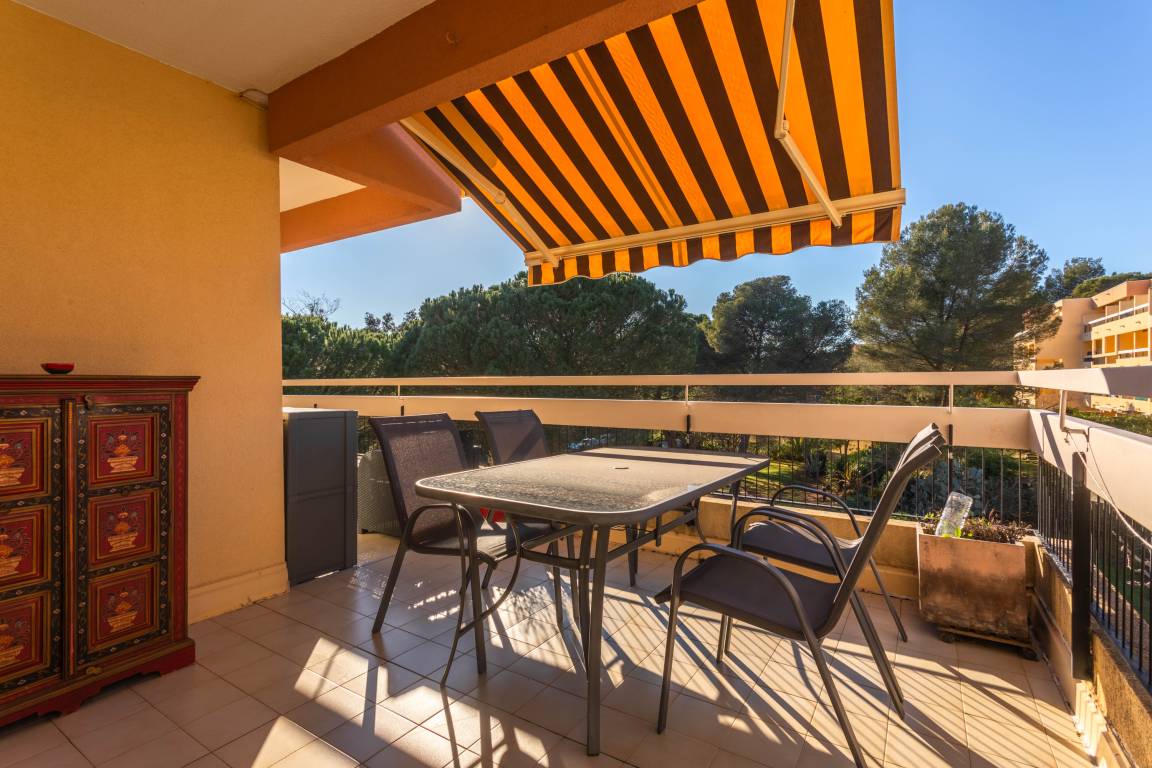 38 M² Appartement ∙ 2 Chambres ∙ 6 Personnes - Saint-Raphaël