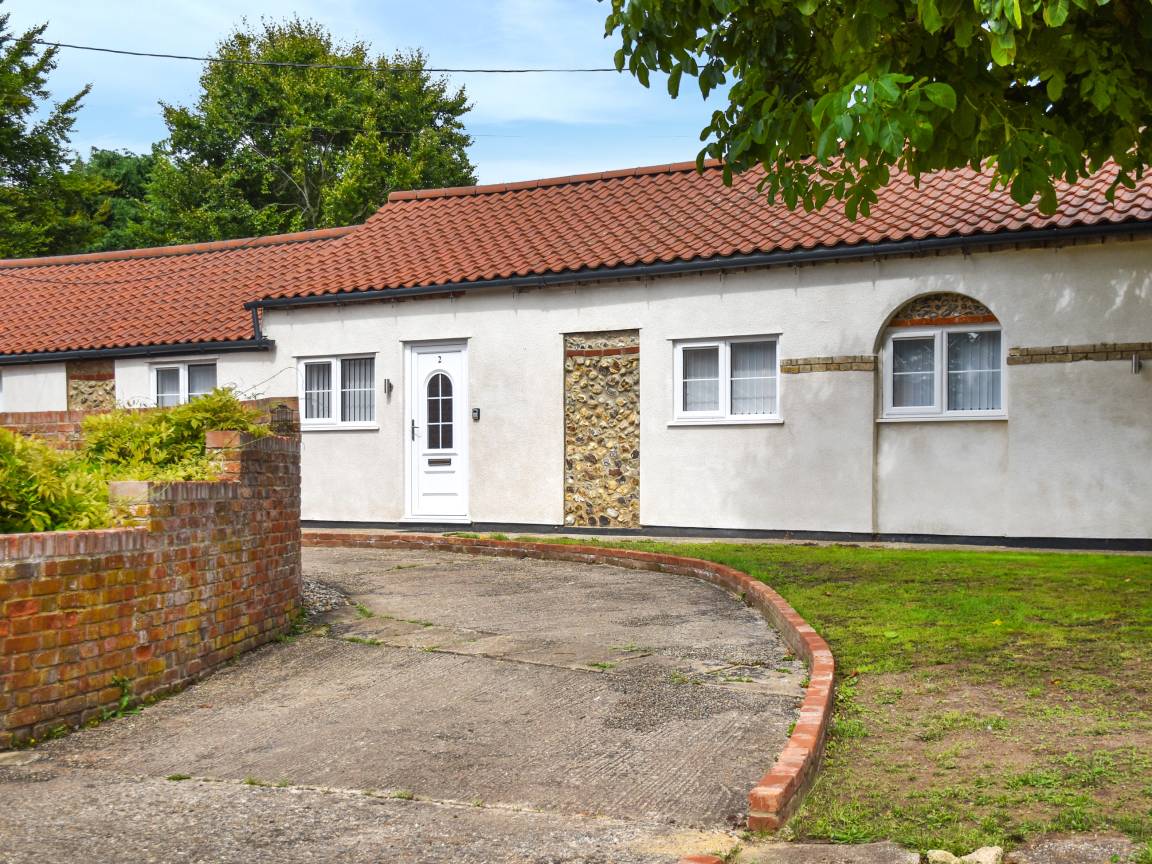Cottage ∙ 2 Bedrooms ∙ 3 Guests - Swaffham