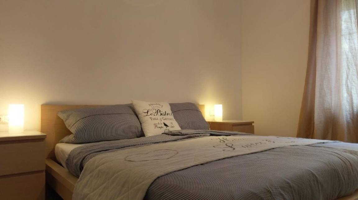 65 M² Ferienwohnung ∙ 1 Schlafzimmer ∙ 4 Gäste - Zeltingen-Rachtig