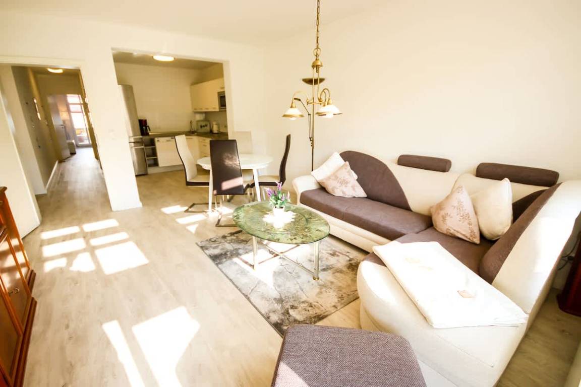 64 M² Apartment ∙ 1 Bedroom ∙ 3 Guests - Rostock