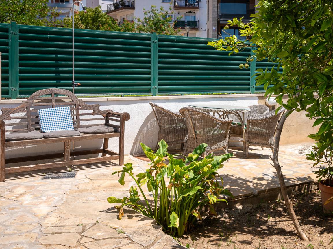 56 M² Apartamento ∙ 1 Habitación ∙ 4 Huéspedes - Torredembarra