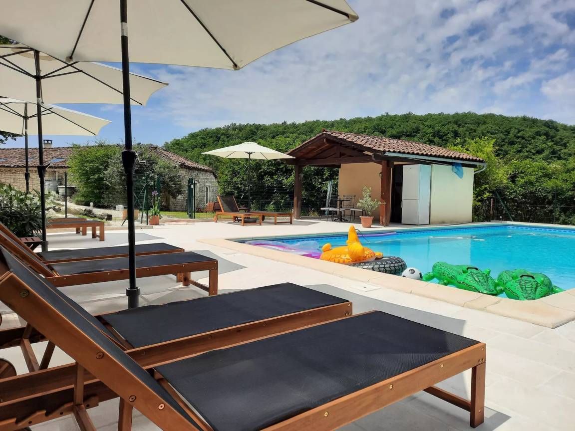 140 M² Casa ∙ 4 Habitaciones ∙ 5 Huéspedes - Lauzerte