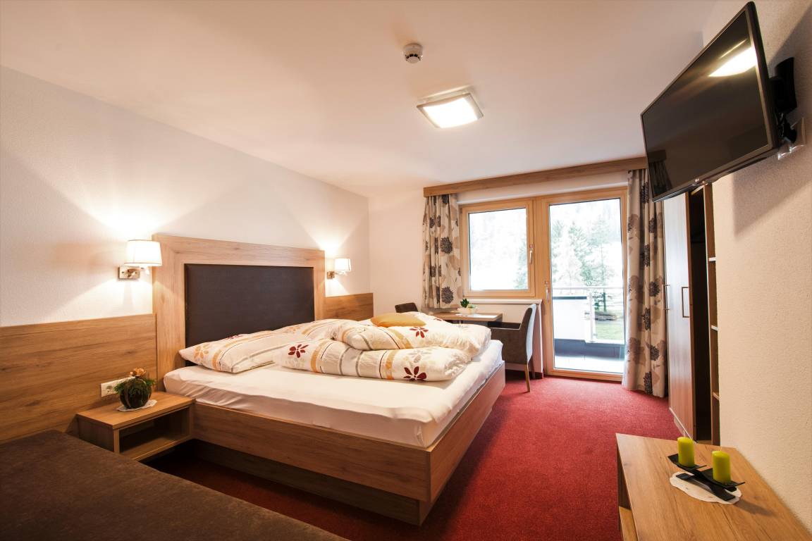 16 M² Hotel ∙ 1 Bedroom ∙ 3 Guests - Galtür