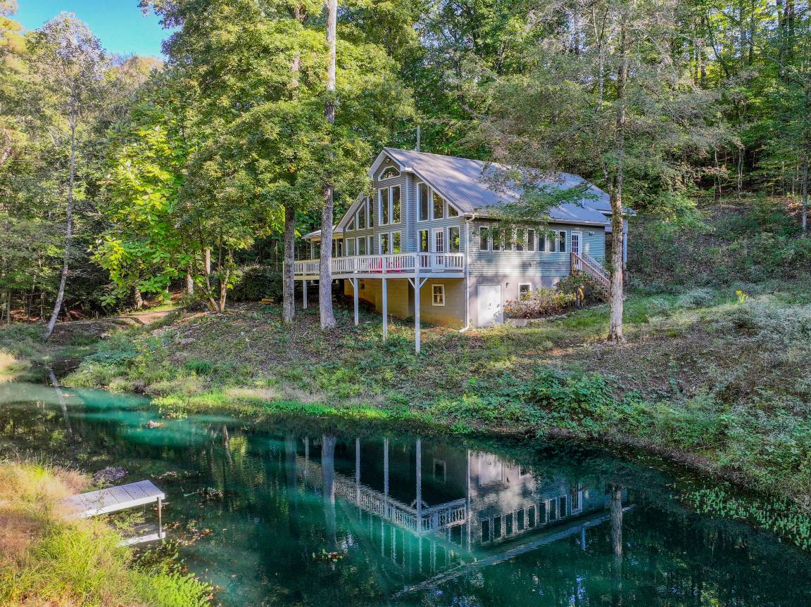 House ∙ 4 Bedrooms ∙ 12 Guests - Tuscaloosa, AL