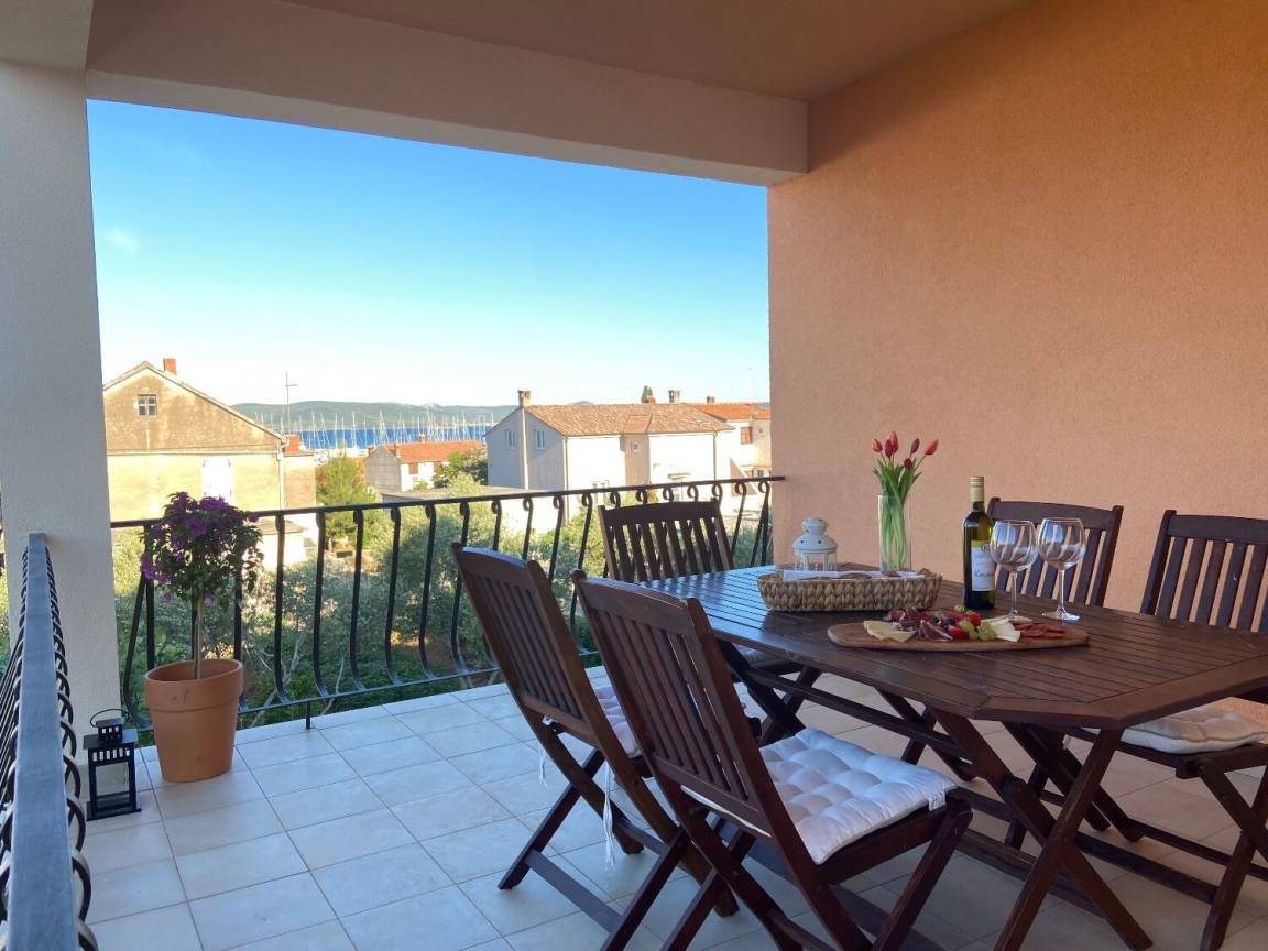 185 M² Apartment ∙ 4 Bedrooms ∙ 10 Guests - 