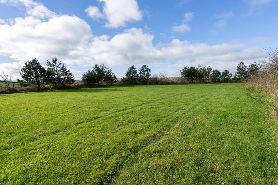 250 M² Cottage ∙ 4 Bedrooms ∙ 16 Guests - Edale