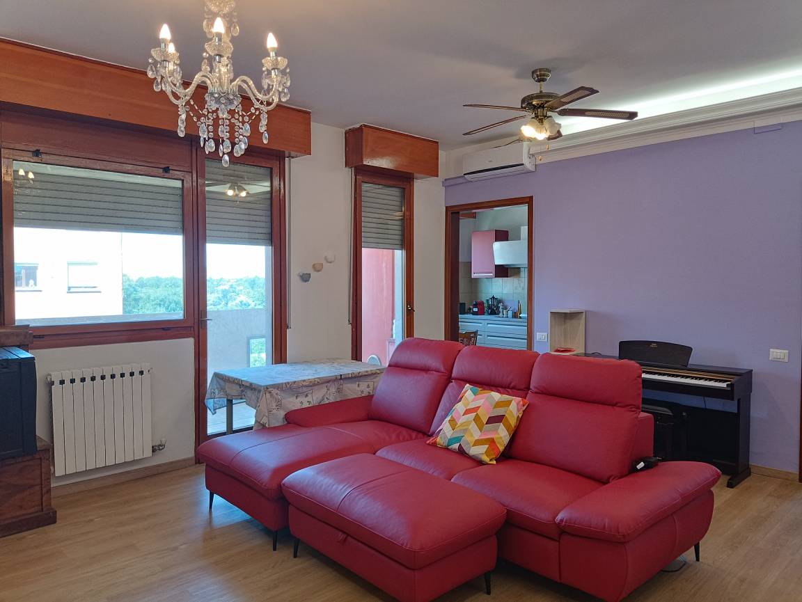 120 M² Apartment ∙ 4 Bedrooms ∙ 6 Guests - Monza