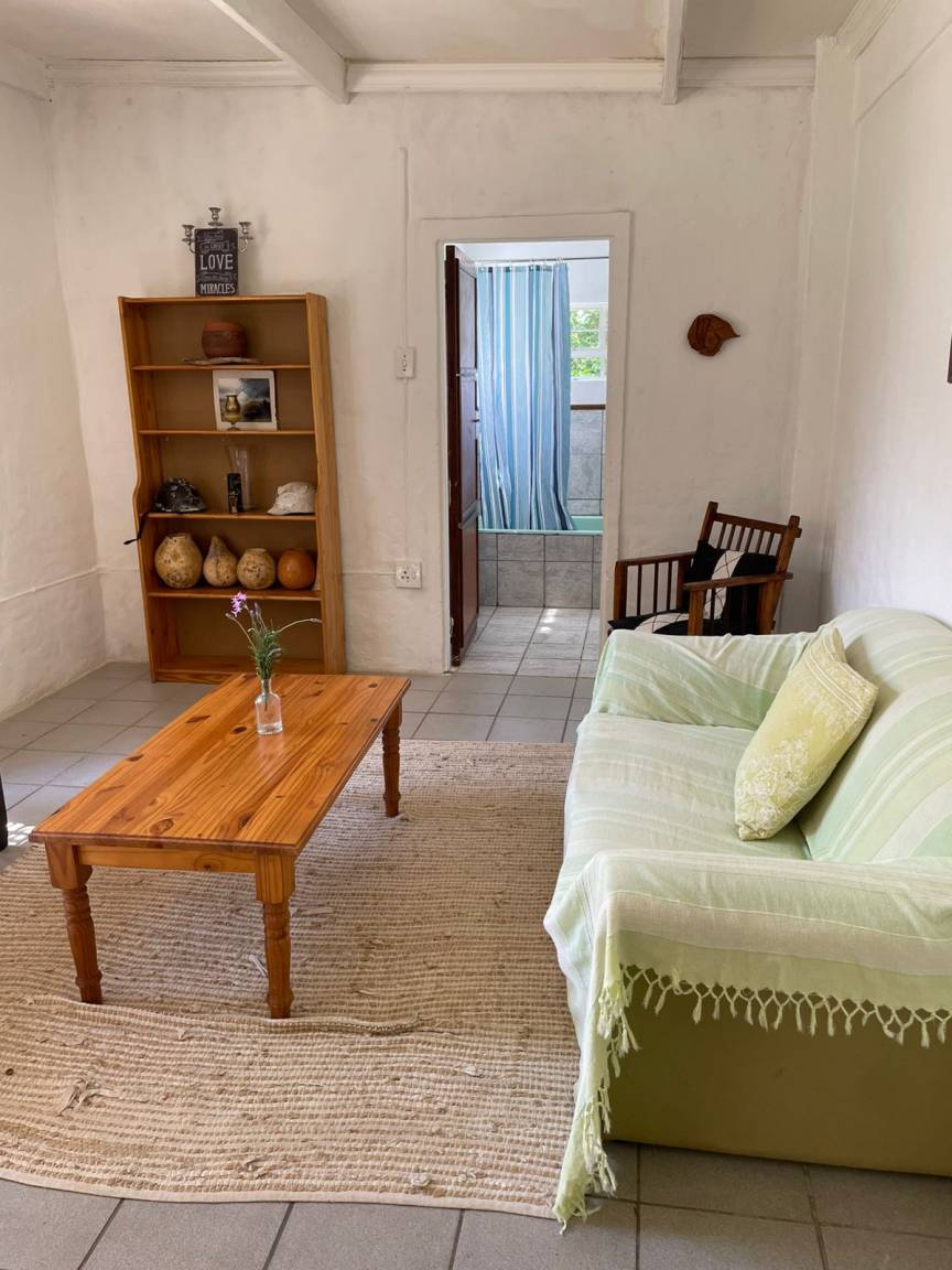 90 M² Farmhouse ∙ 2 Bedrooms ∙ 4 Guests - Hammanskraal