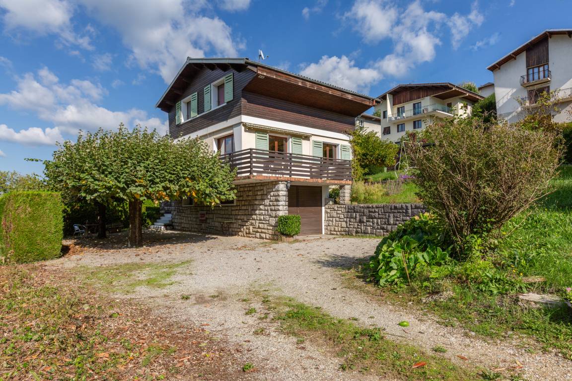90 M² Chalet ∙ 3 Bedrooms ∙ 6 Guests - Chambéry