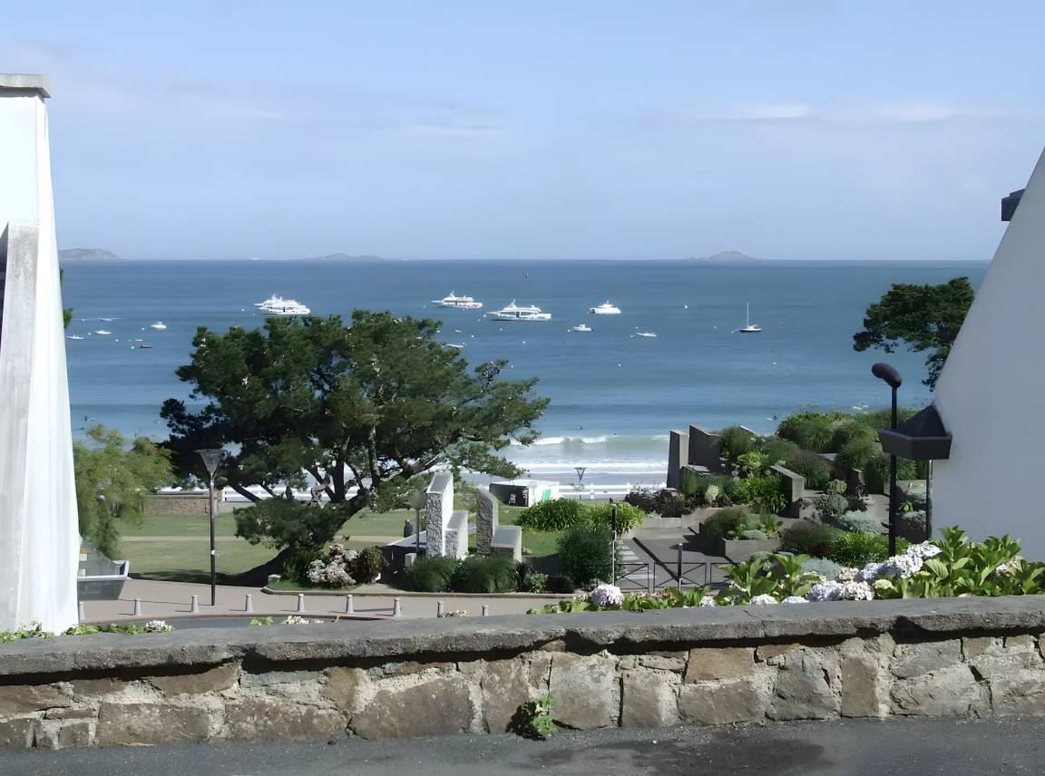 73 M² Maison De Vacances ∙ 3 Chambres ∙ 6 Personnes - Perros-Guirec