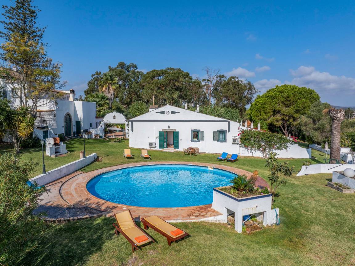 35 M² Huis ∙ 1 Slaapkamer ∙ 3 Gasten - Fuseta