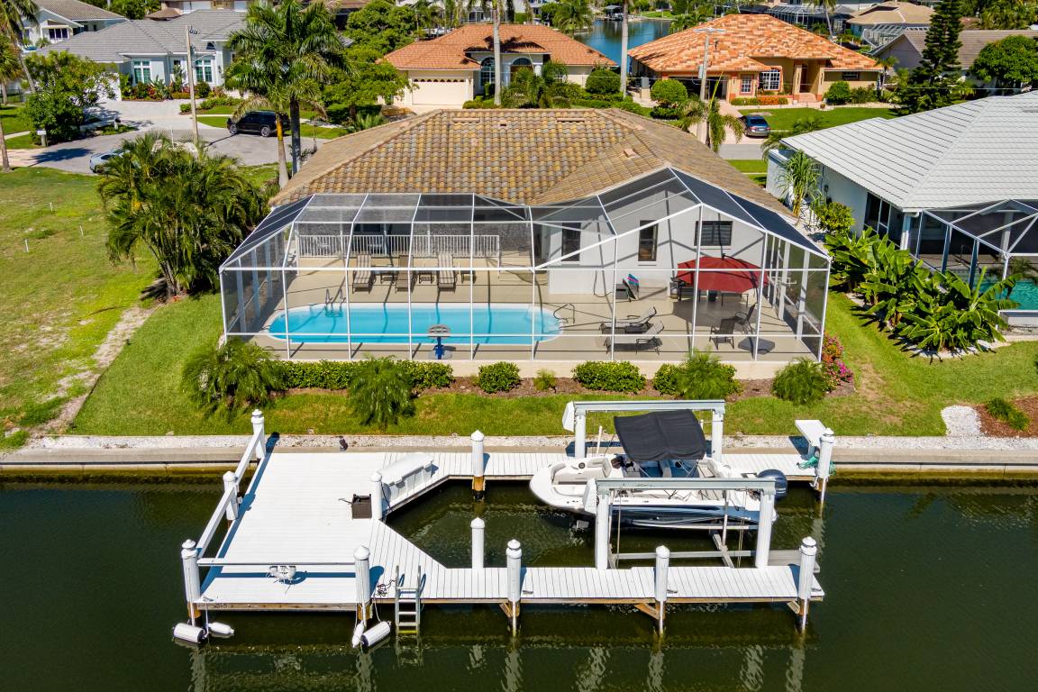 160 M² House ∙ 3 Bedrooms ∙ 6 Guests - Marco Island, FL