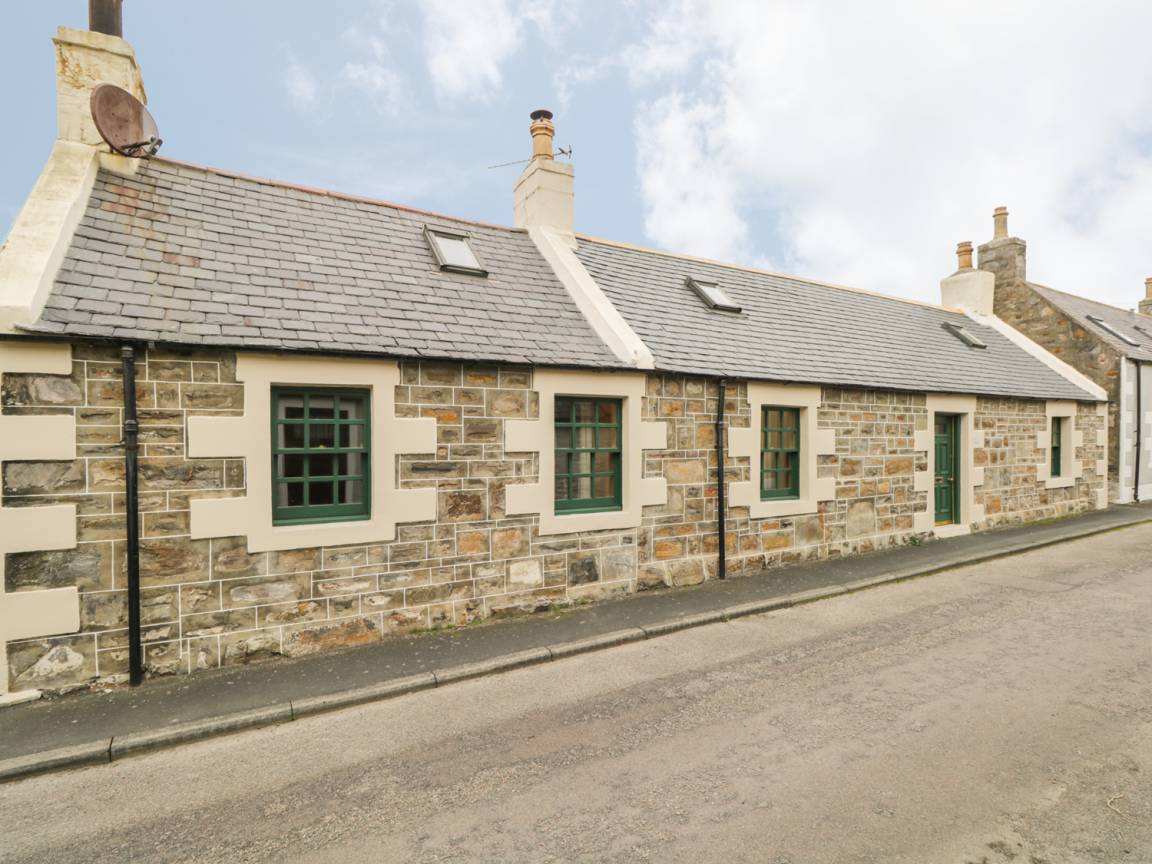 Cottage ∙ 3 Bedrooms ∙ 6 Guests - Cullen