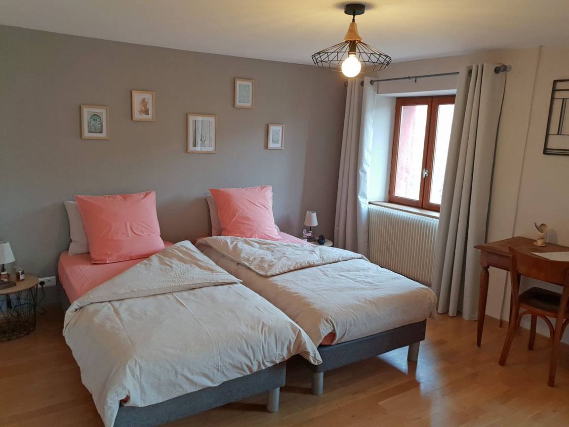 15 M² Chambre D'hôtes ∙ 1 Chambre ∙ 3 Personnes - Bussang