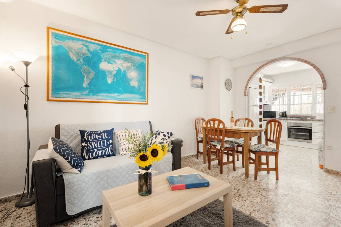 60 M² House ∙ 2 Bedrooms ∙ 4 Guests - Málaga