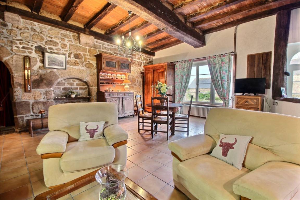 208 M² Gîte ∙ 6 Chambres ∙ 12 Personnes - Bretagne