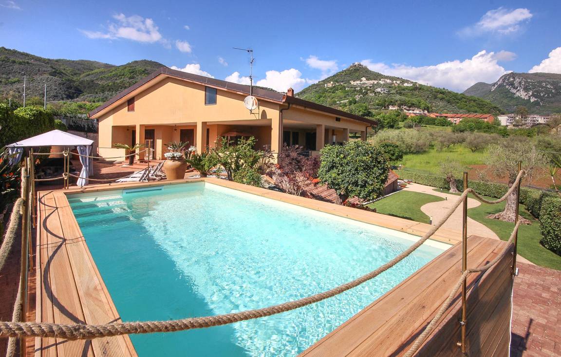 360 M² House ∙ 3 Bedrooms ∙ 6 Guests - Salerno