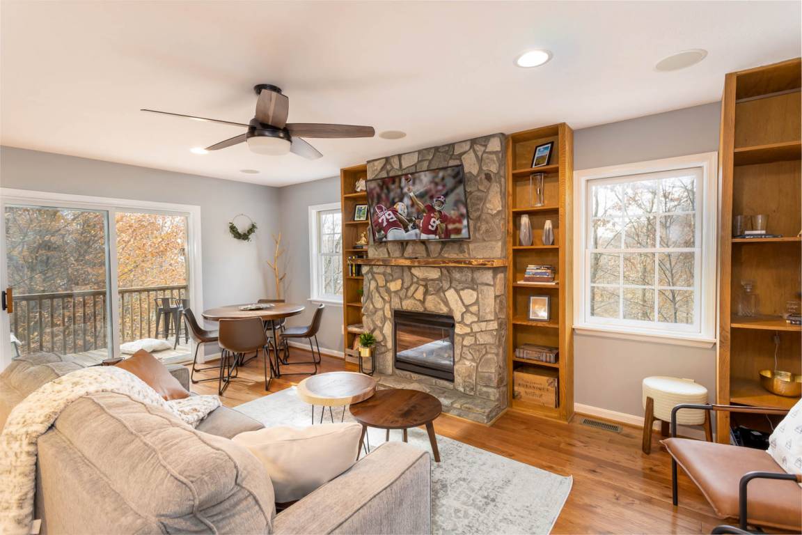 172 M² Cabin ∙ 3 Bedrooms ∙ 12 Guests - Boone, NC
