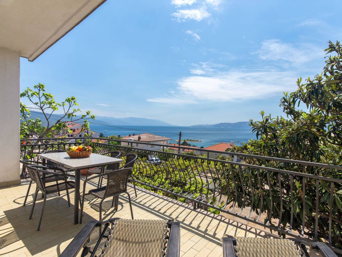 88 M² Apartment ∙ 2 Bedrooms ∙ 4 Guests - Novi Vinodolski