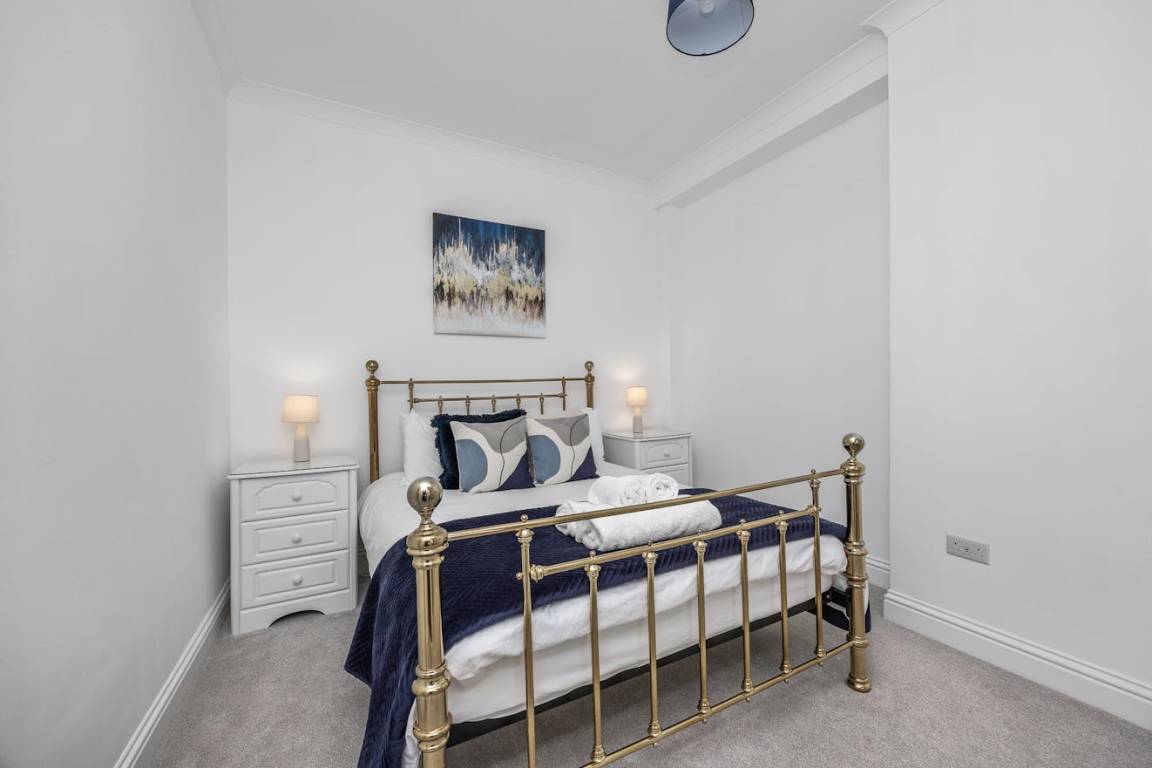 90 M² Apartment ∙ 2 Bedrooms ∙ 6 Guests - Sussex