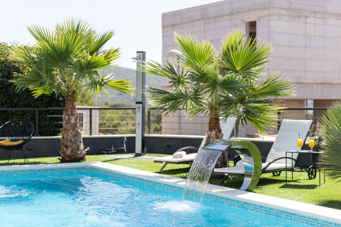 272 M² Villa ∙ 5 Bedrooms ∙ 10 Guests - Primošten