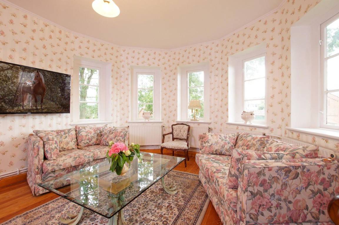 77 M² Ferienwohnung ∙ 2 Schlafzimmer ∙ 4 Gäste - Lensahn