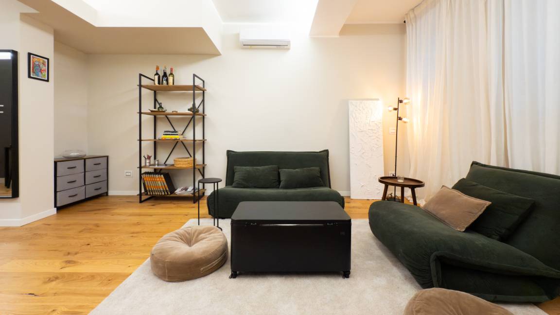 80 M² Huoneisto ∙ 2 Makuuhuonetta ∙ 6 Vierasta - Milano