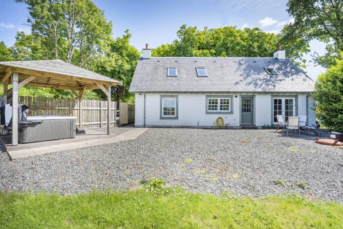 Cottage ∙ 2 Bedrooms ∙ 5 Guests - Loch Awe