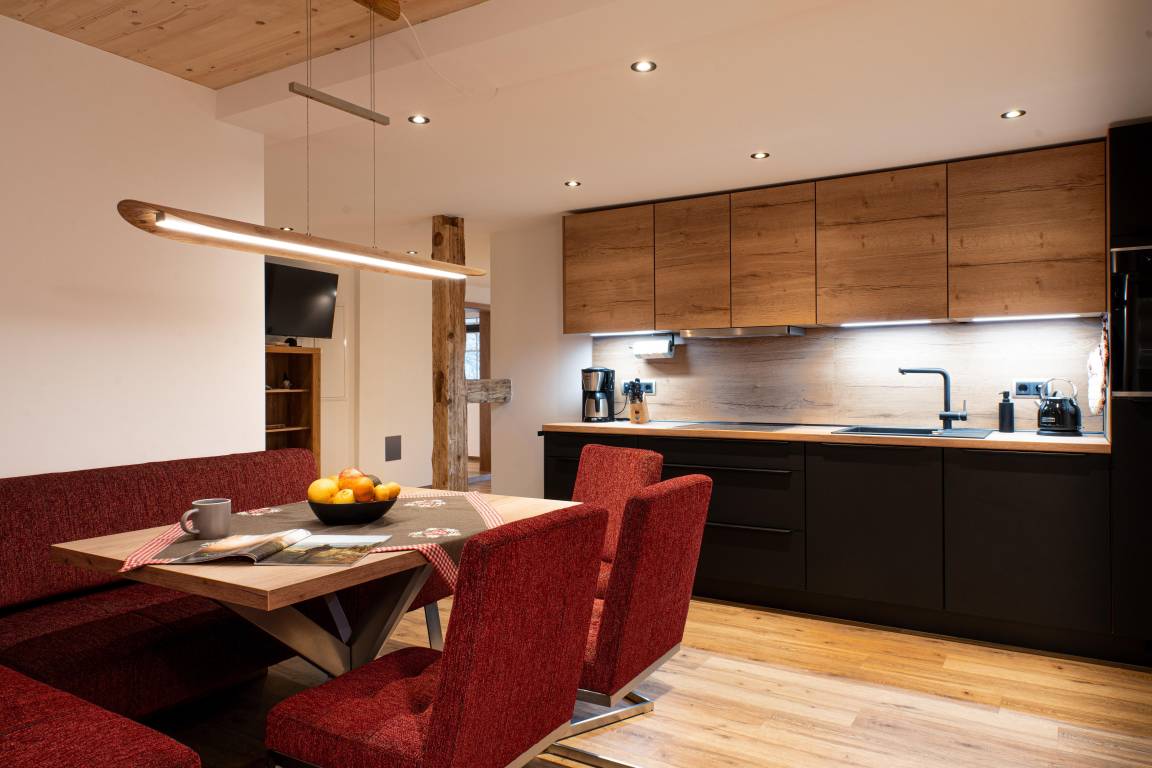 81 M² Apartment ∙ 2 Bedrooms ∙ 4 Guests - Sonthofen